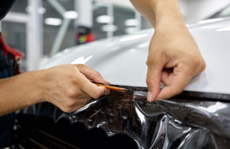 7 Benefits of Hiring a Vinyl Wrap Artist Over DIY Wrapping